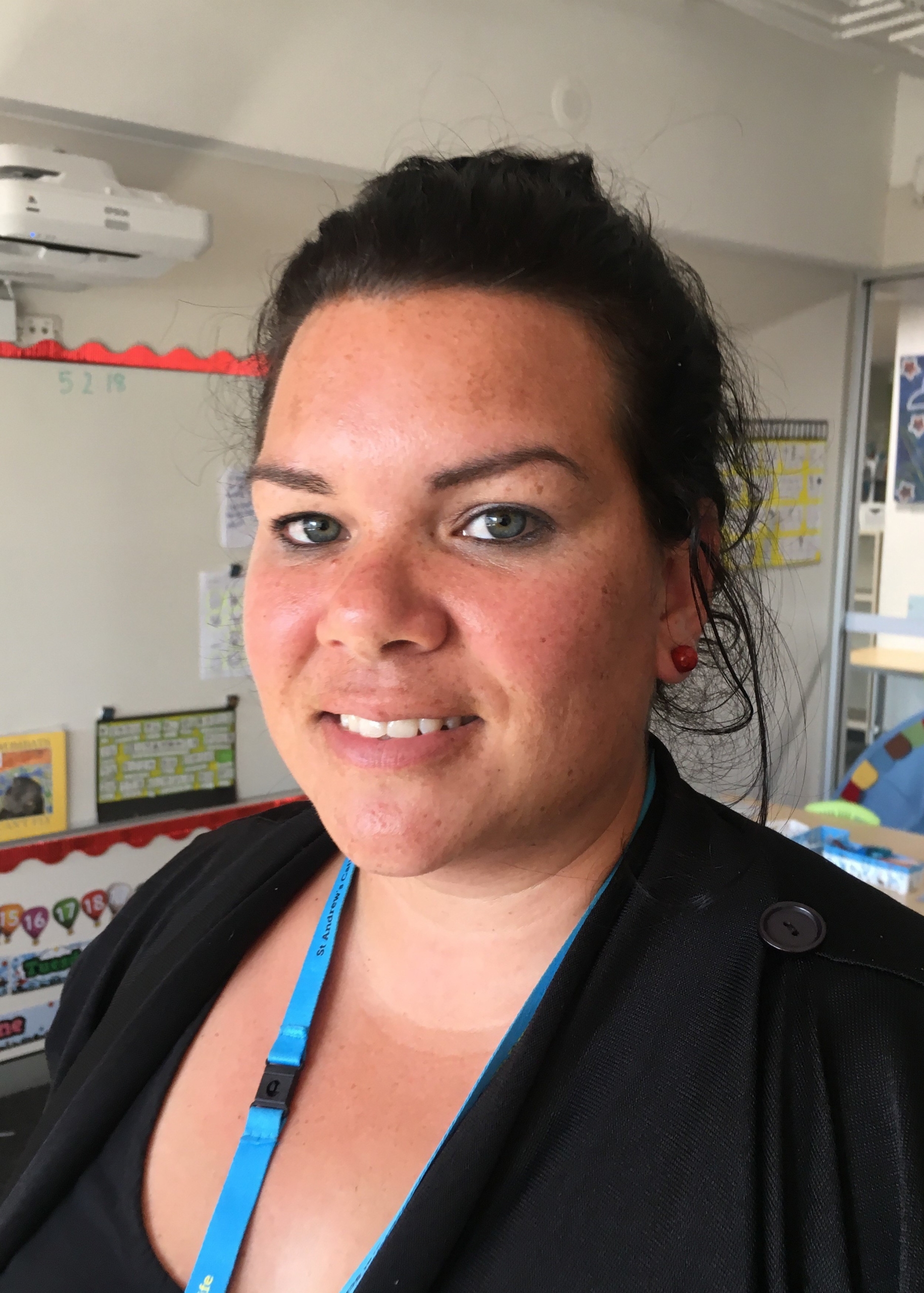 Meet the Staff – Mrs Lavinia Williams, year 1 and 2 Teacher – Gawura